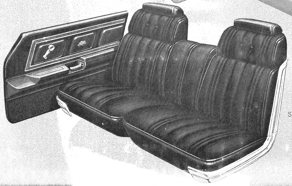 1976 Ford LTD Brougham 2-Door Pillared Hardtop Trim RB Complete Interi ...
